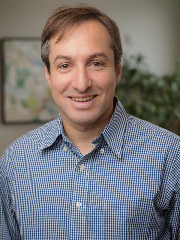 Fernando Calmet, MD - Portland Gastroenterology Center